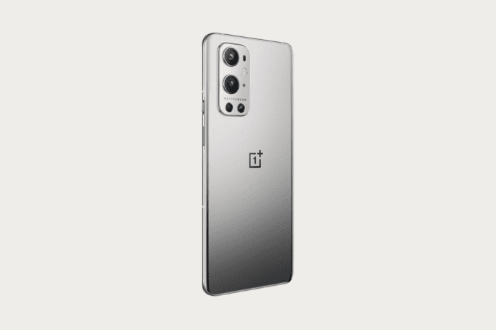 Review: Is The OnePlus 9 Pro 5G Smartphone Worth Buying?
