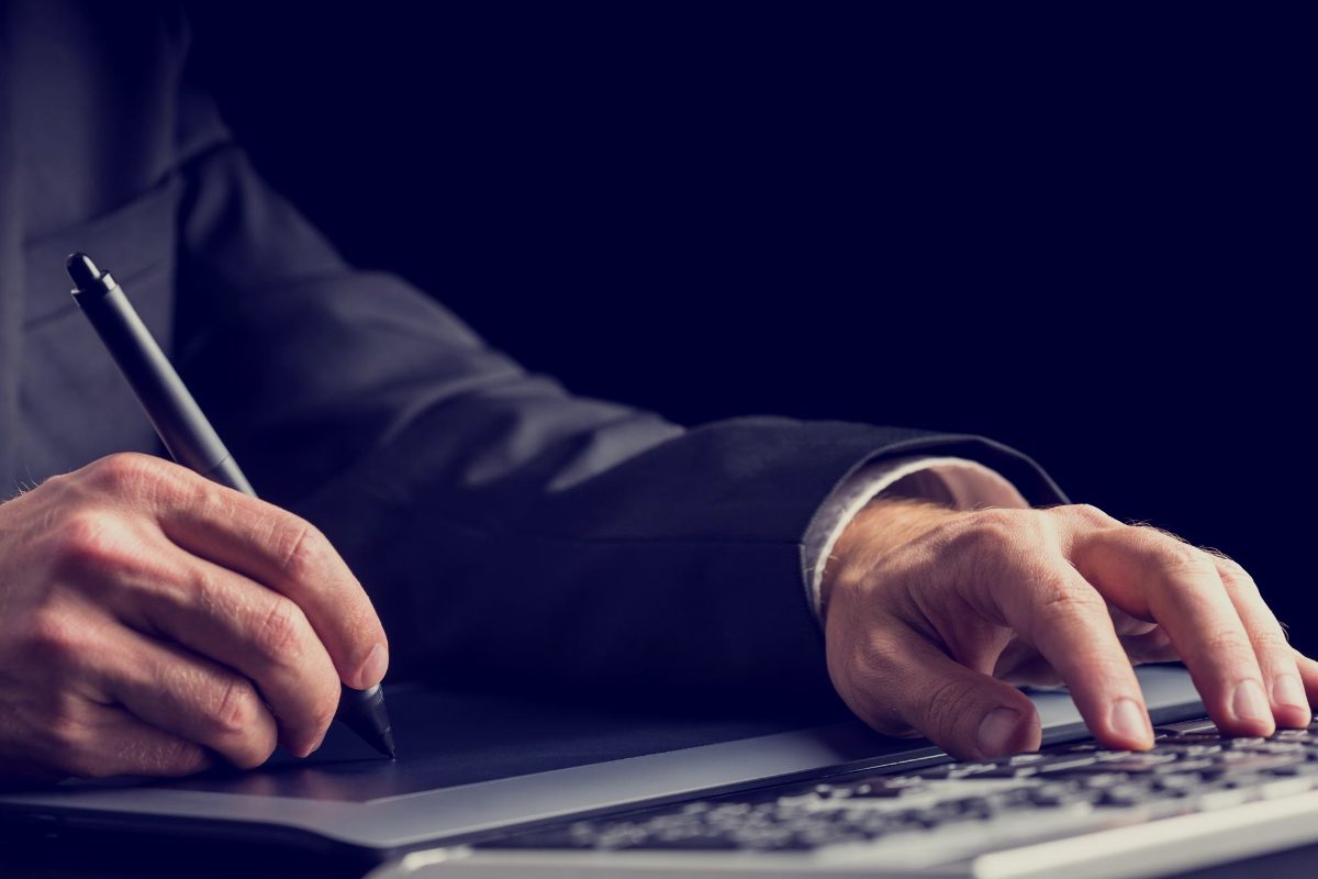 What Is A Digital Drawing Tablet, And Why Would You Need One? - ImpartPad